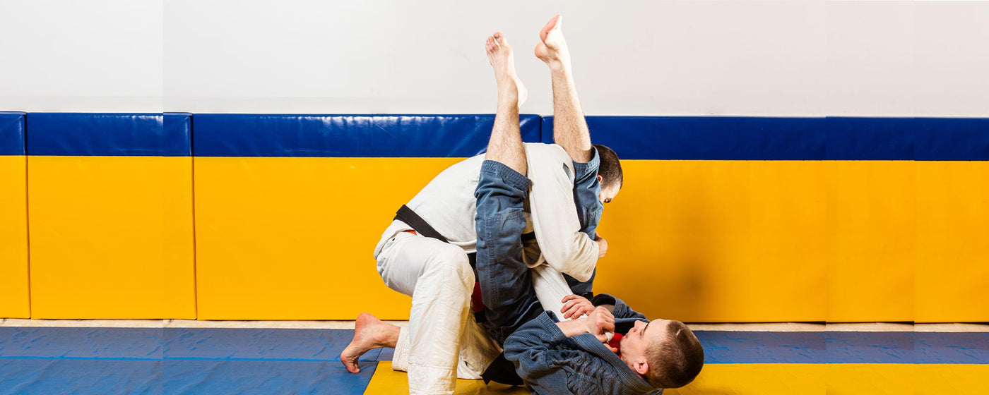 Arm Crush in Brazilian Jiu Jitsu: Why Should You Learn? - EliteSports